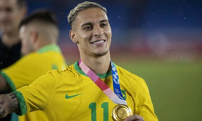 Huyền thoại Brazil nhờ Antony giúp đội nhà tại World Cup 2026